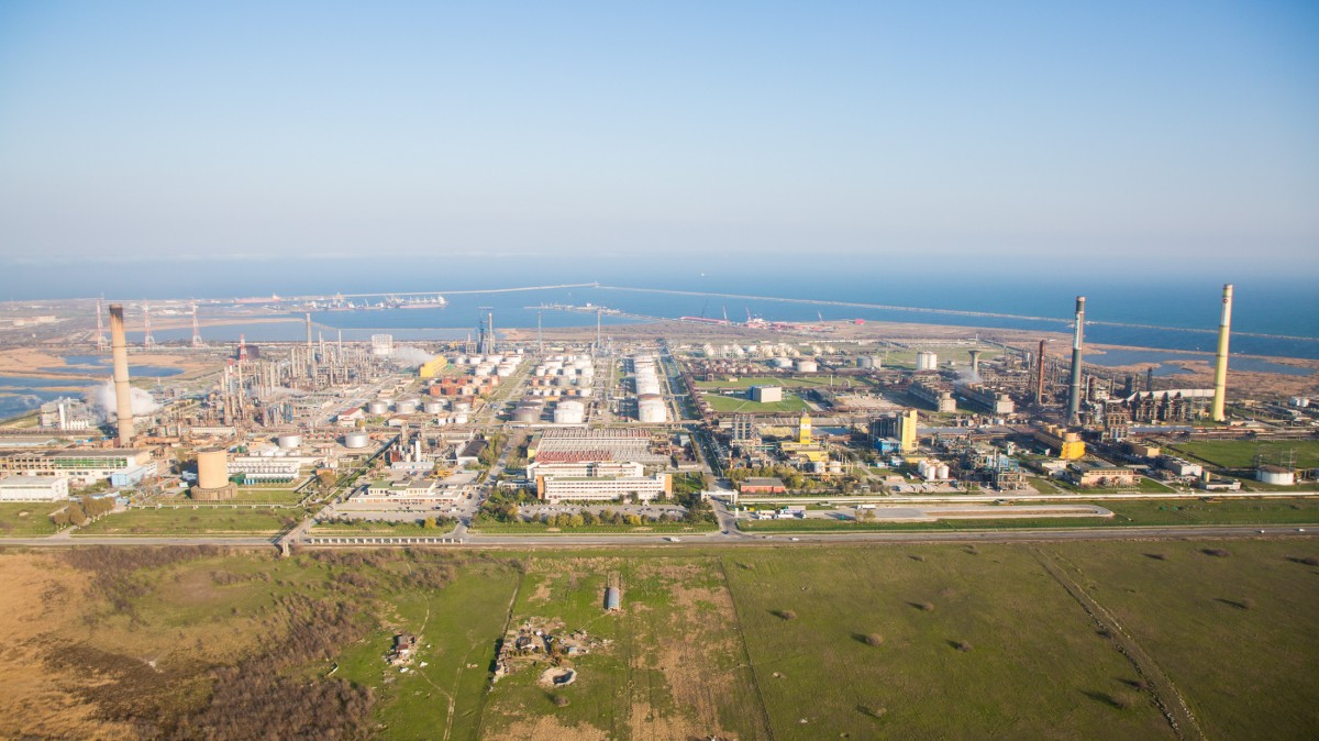 Rompetrol | Rompetrol Rafinare, recorduri istorice de producţie în 2017